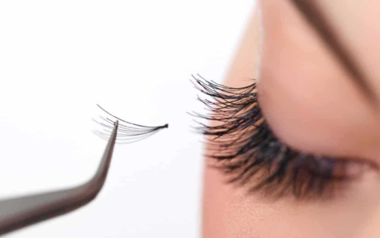 Sublimez Vos Yeux avec les Extensions de Cils : L'Art de l'Éclat ...